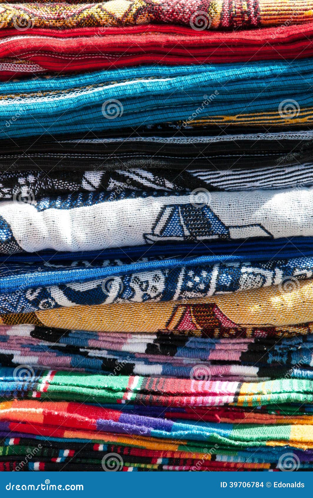 Telas mexicanas foto de archivo. Imagen de tradicional - 39706784