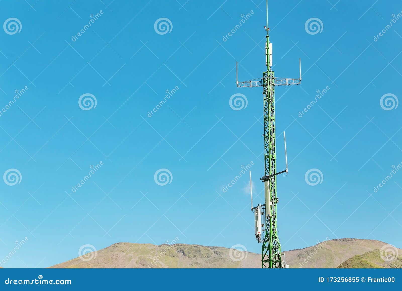 Big Antenna Mast For 3G, 4G And 5G Repeater In The Middle Of The Forest ...