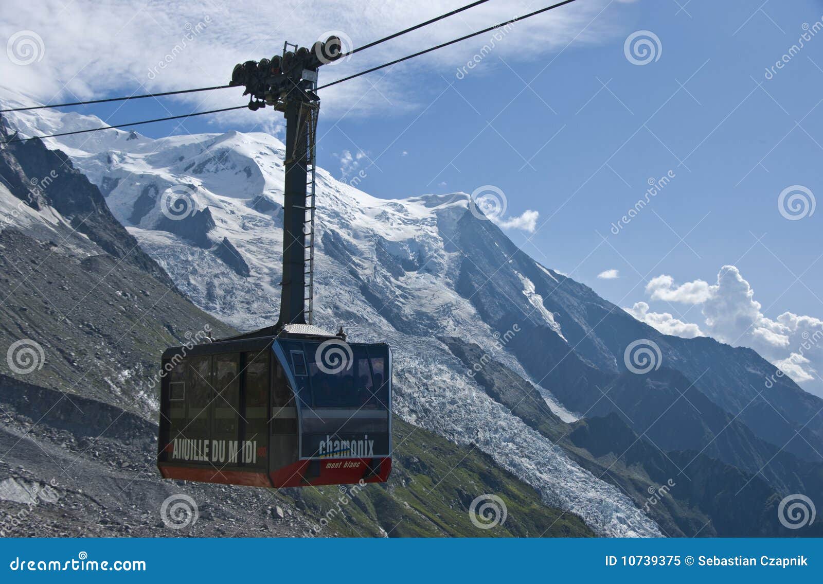 Teleférico de Chamonix imagen de archivo. Imagen de alpestre - 10739375