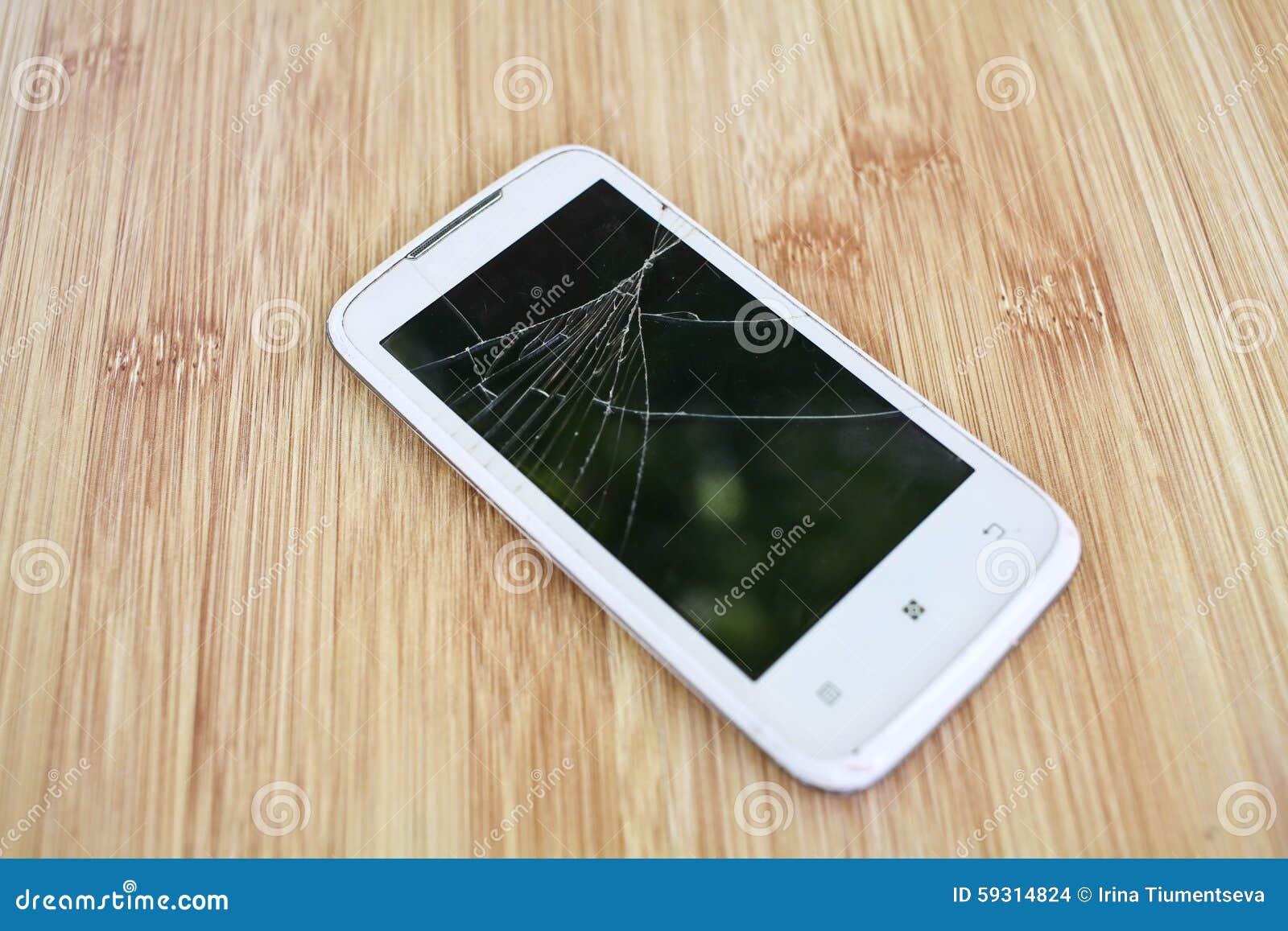 Telefono Cellulare Moderno Con Lo Schermo Rotto Fotografia Stock ...