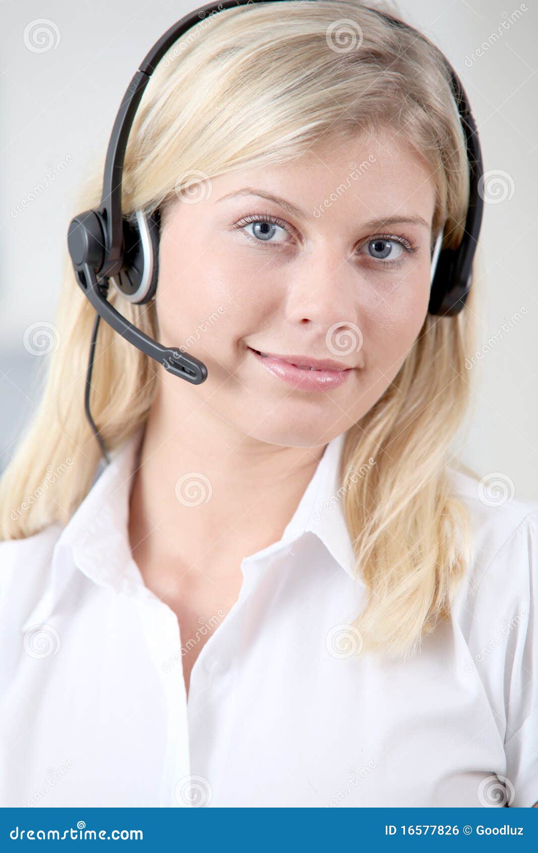 Telemarketer stock photo. Image of operator, phonecall - 16577826