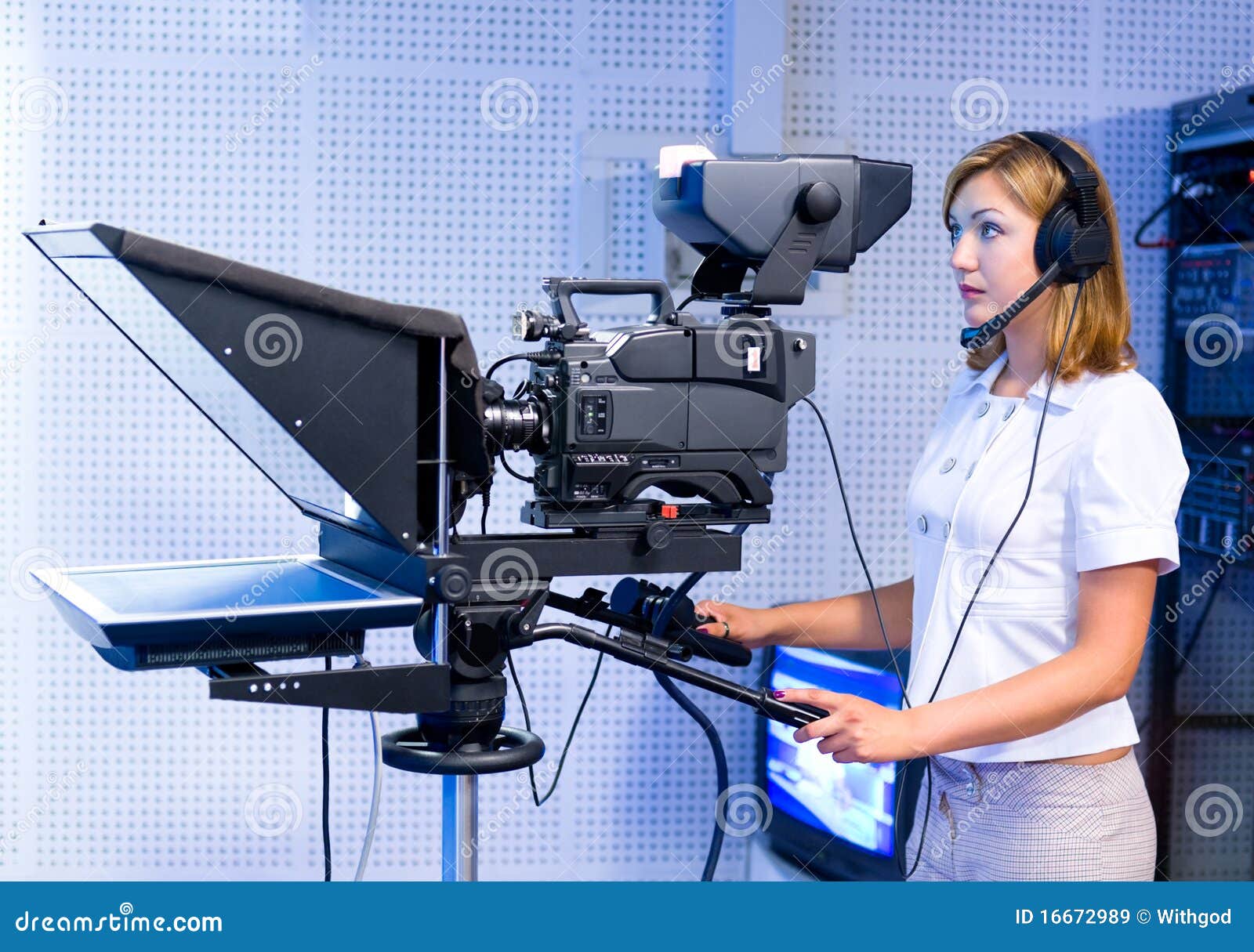 Teleoperator at TV studio stock image. Image of mass - 16672989