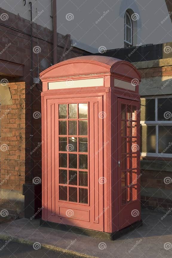 Telephone box stock image. Image of england, phone, call - 4382501