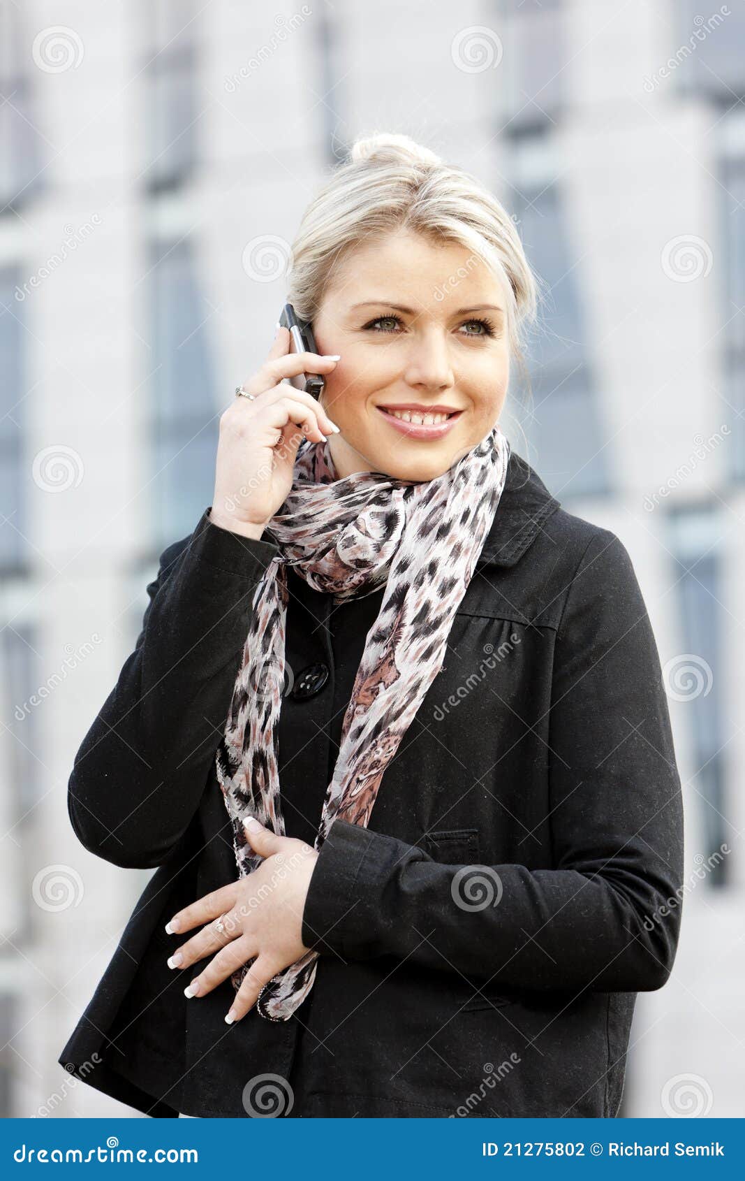 Telephoning businesswoman stock photo. Image of listening - 21275802