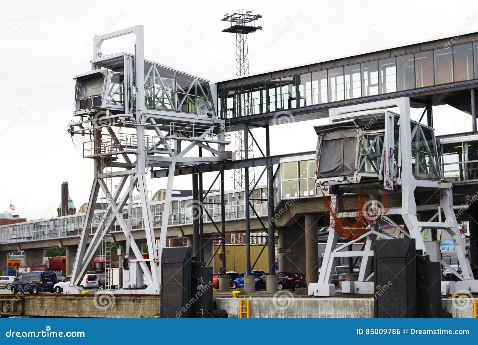 Telescopic gangway editorial photo. Image of industry - 85009786