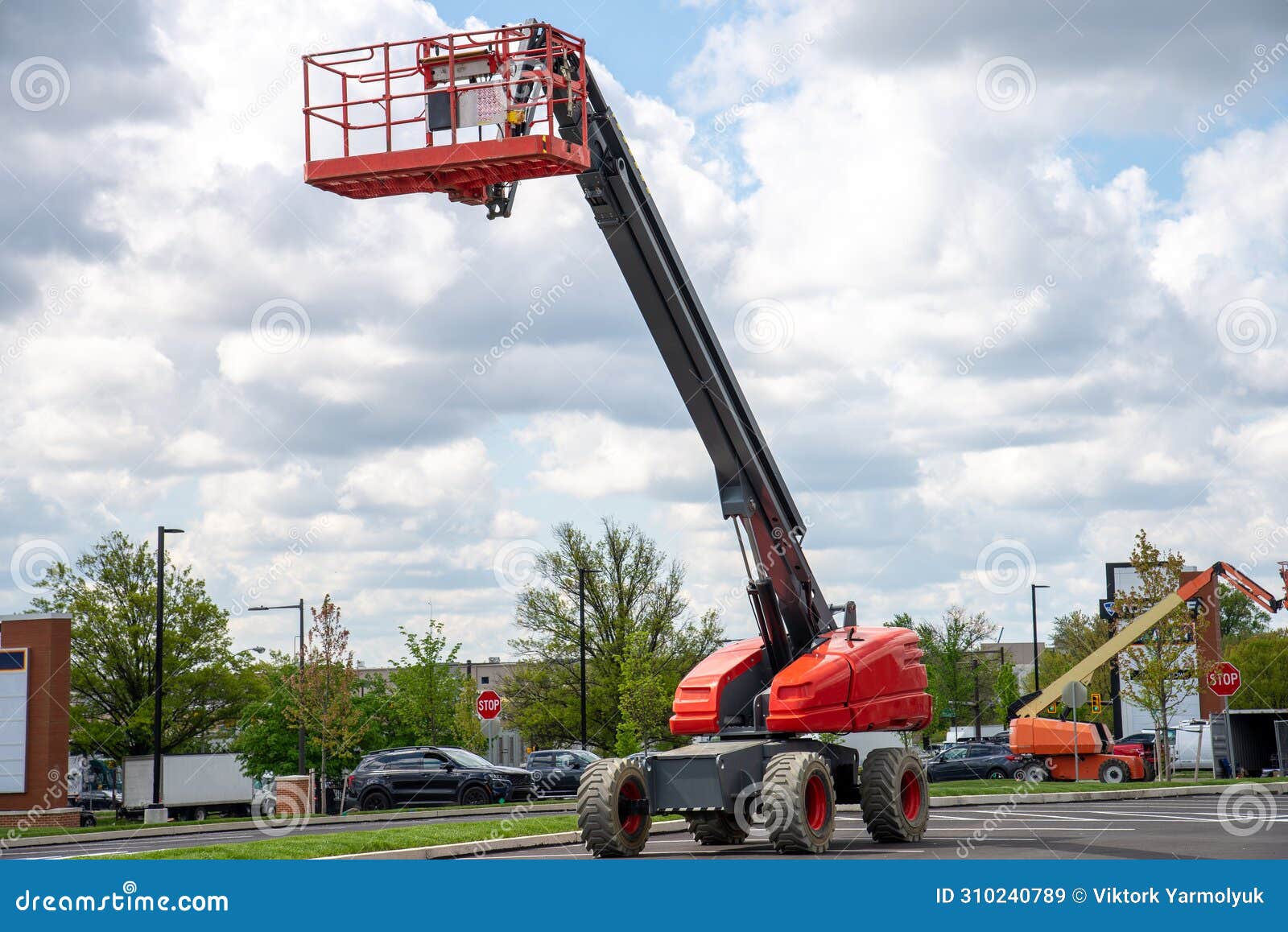 Telescopic Platform Crane Machine Work Lift Hydraulic Lifter Editorial ...