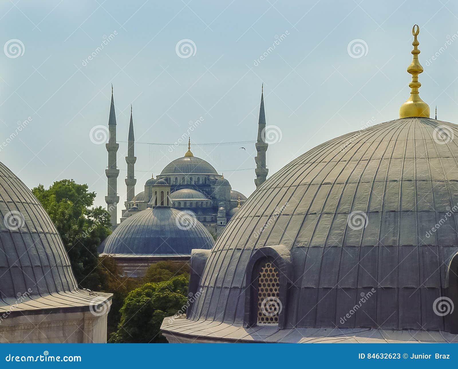 Telhado Azul Da Mesquita De Aya Sofia Imagem de Stock - Imagem de ...