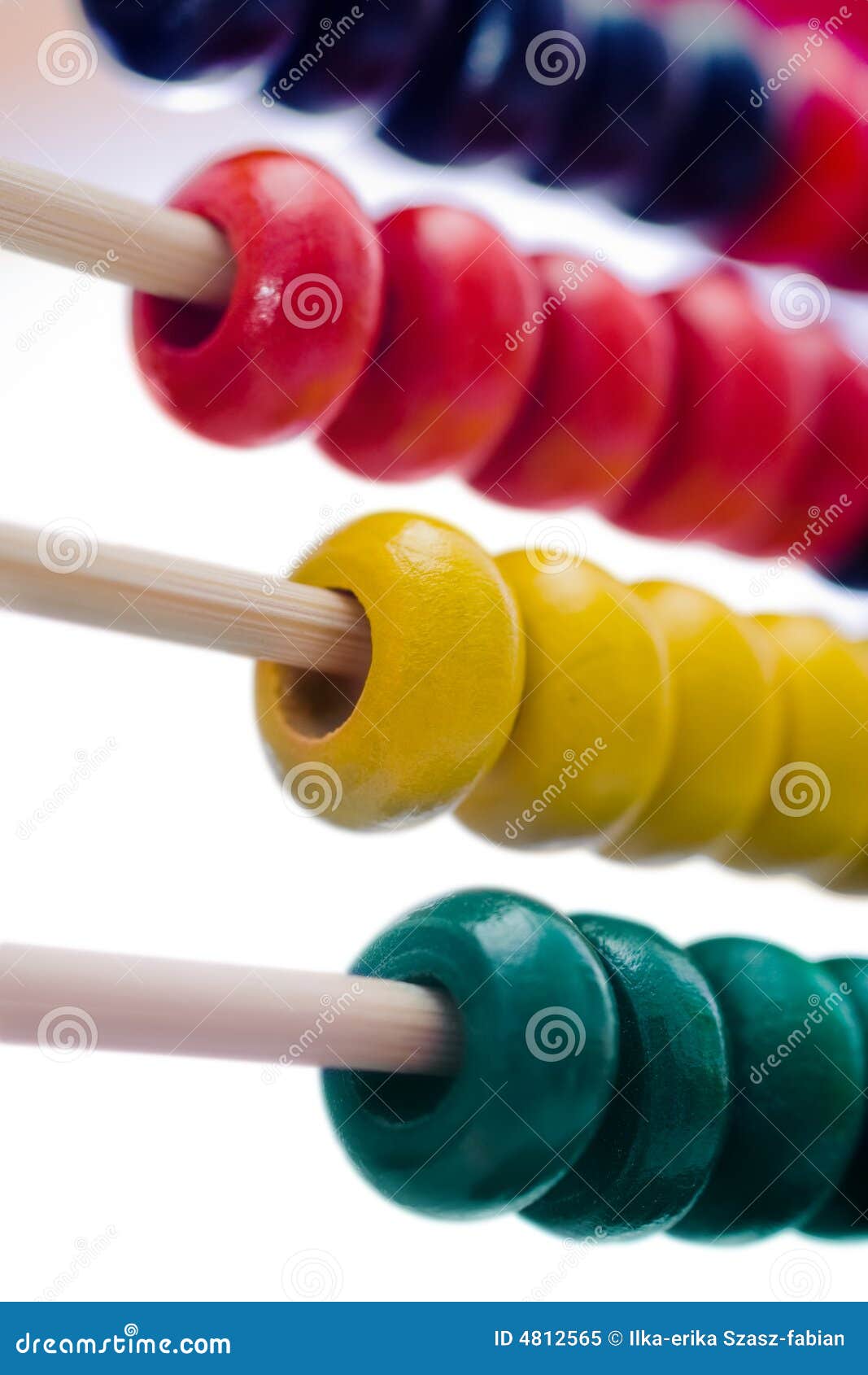 Telraam stock afbeelding. Image of peuter, macro, hout - 4812565