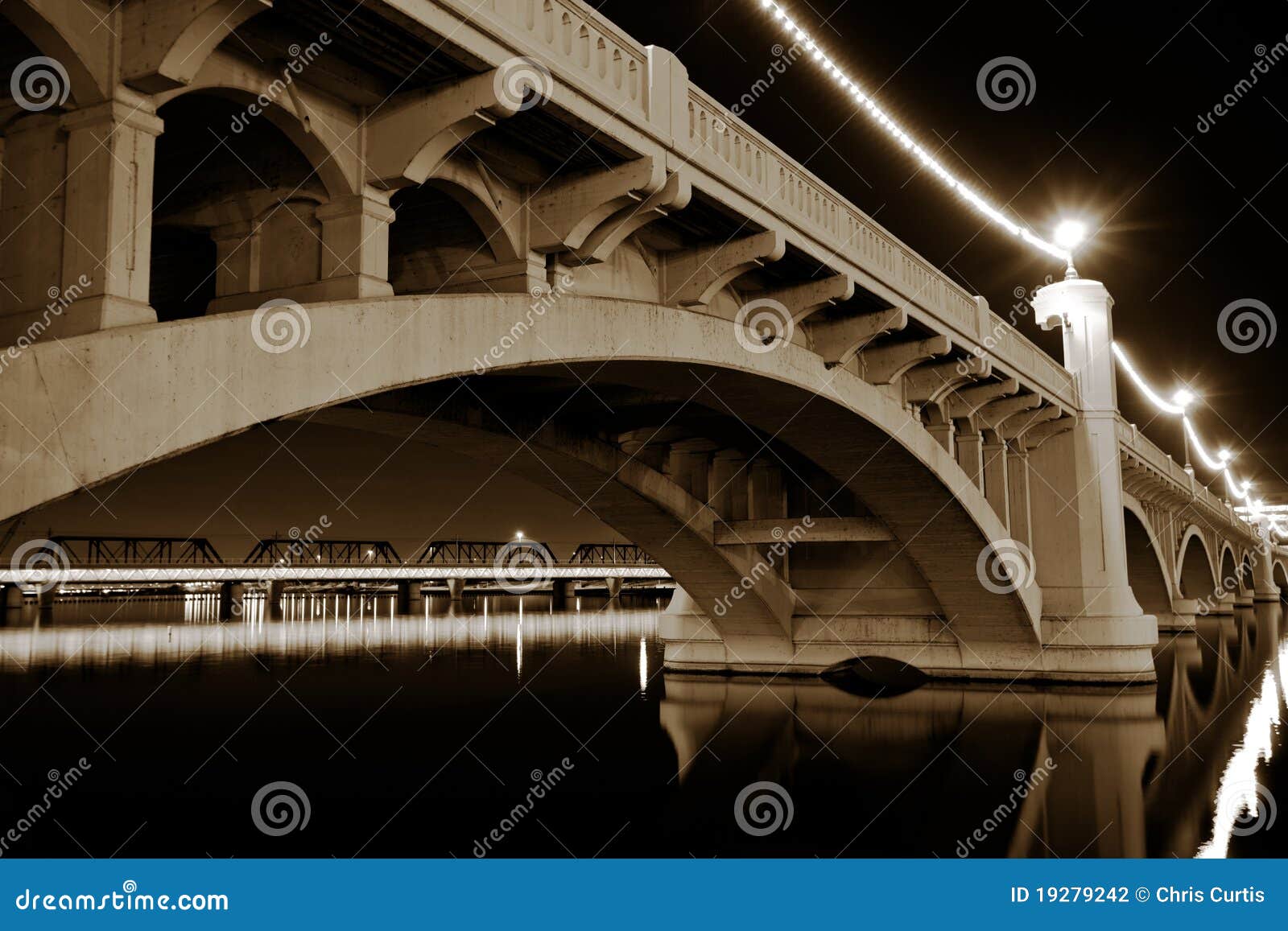 Tempe Arizona Mill Avenue Bridge Stock Photo - Image of lake, black ...