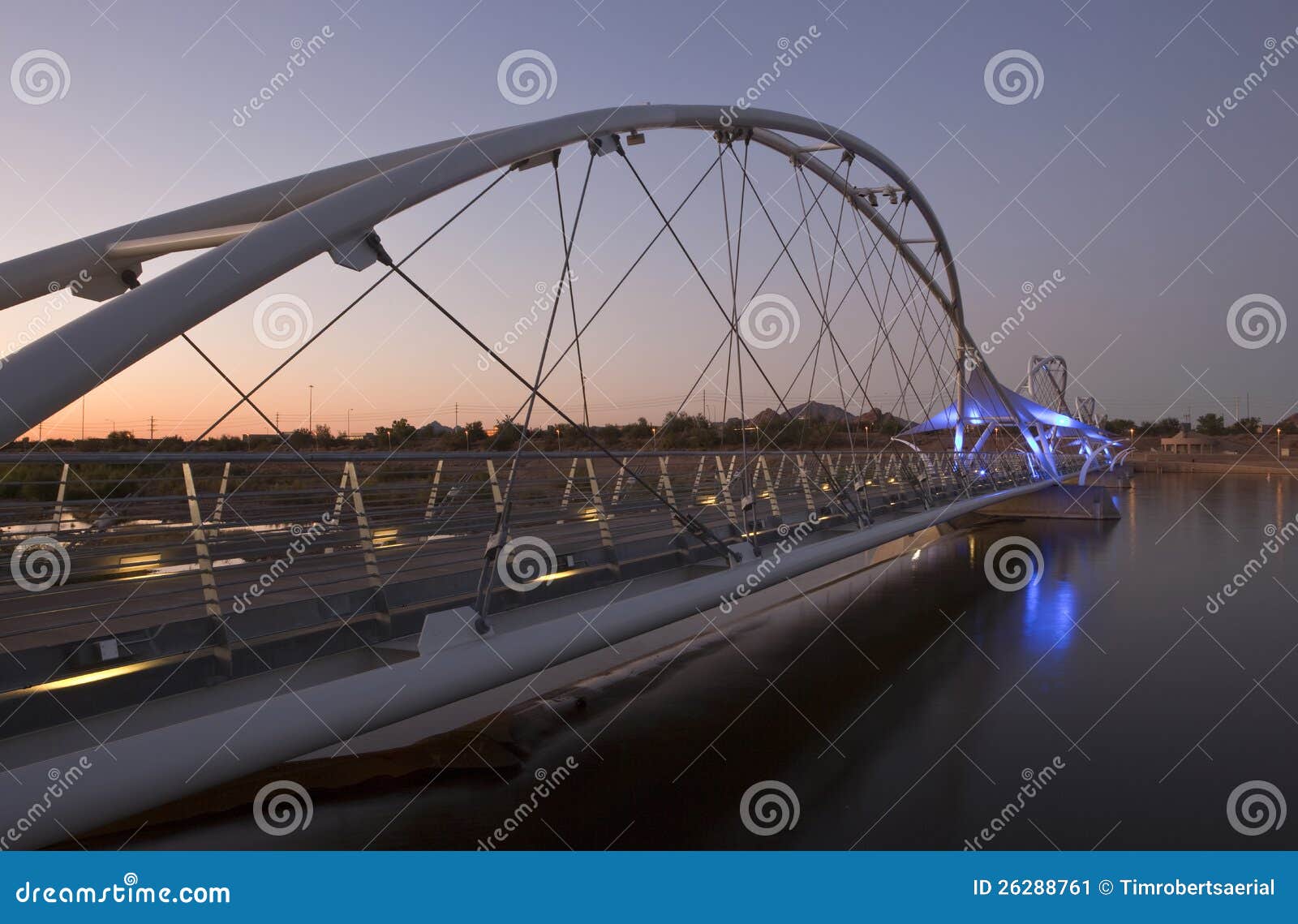 Tempe Pedestrian Bridge stock image. Image of lights - 26288761