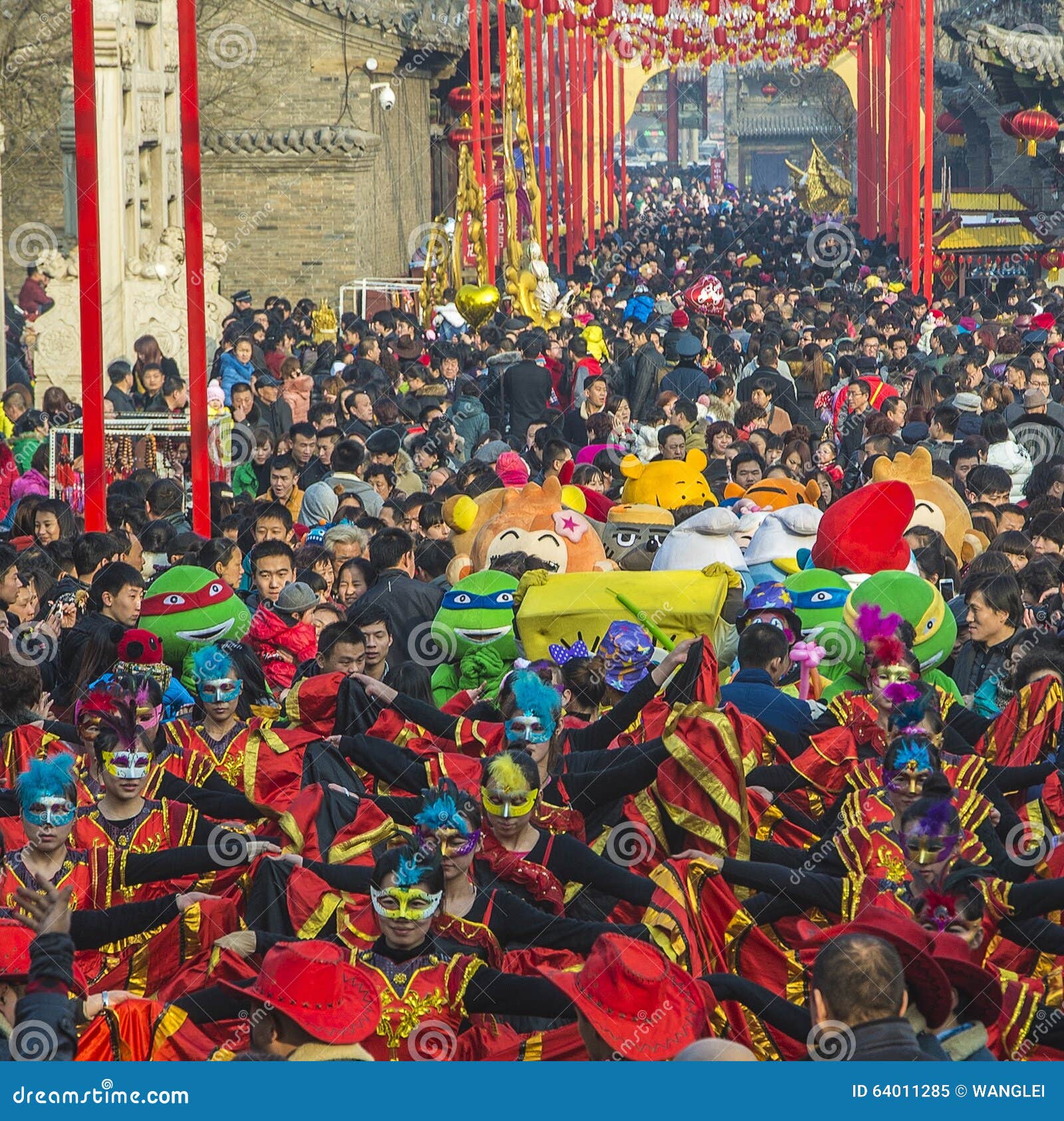 Tempel angemessen redaktionelles bild. Bild von leute - 64011285