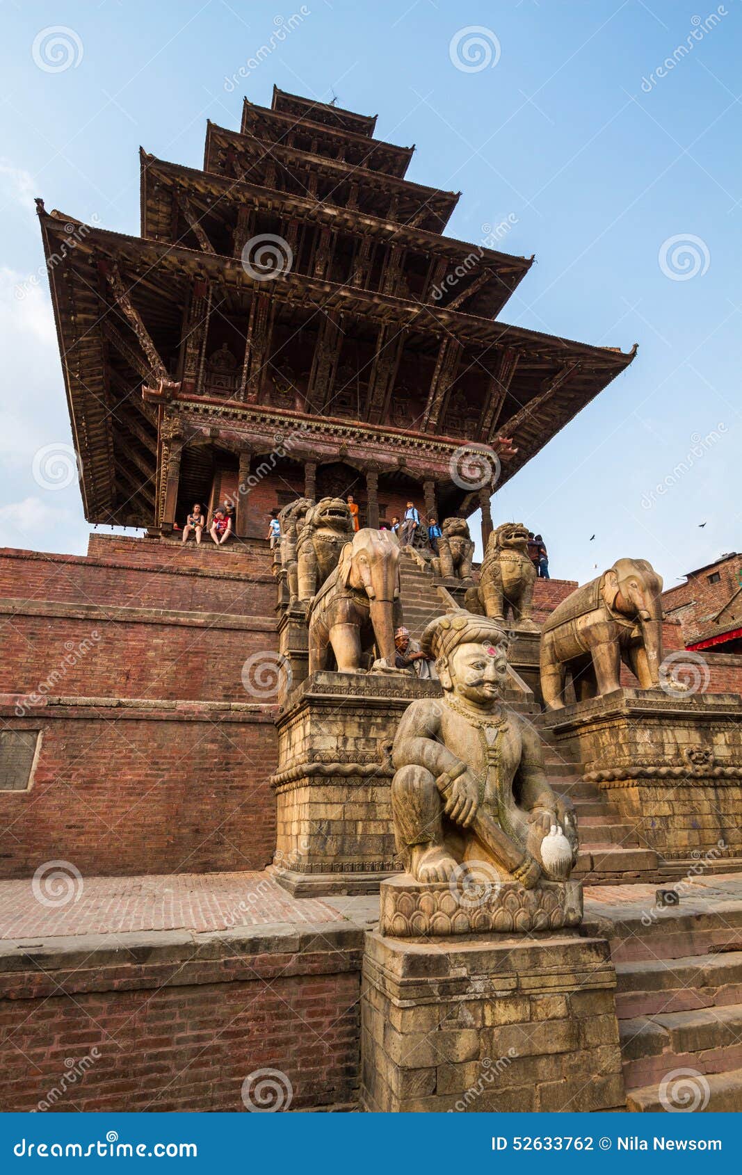 Tempel in Bhaktapur redactionele fotografie. Image of hindoeïsme - 52633762