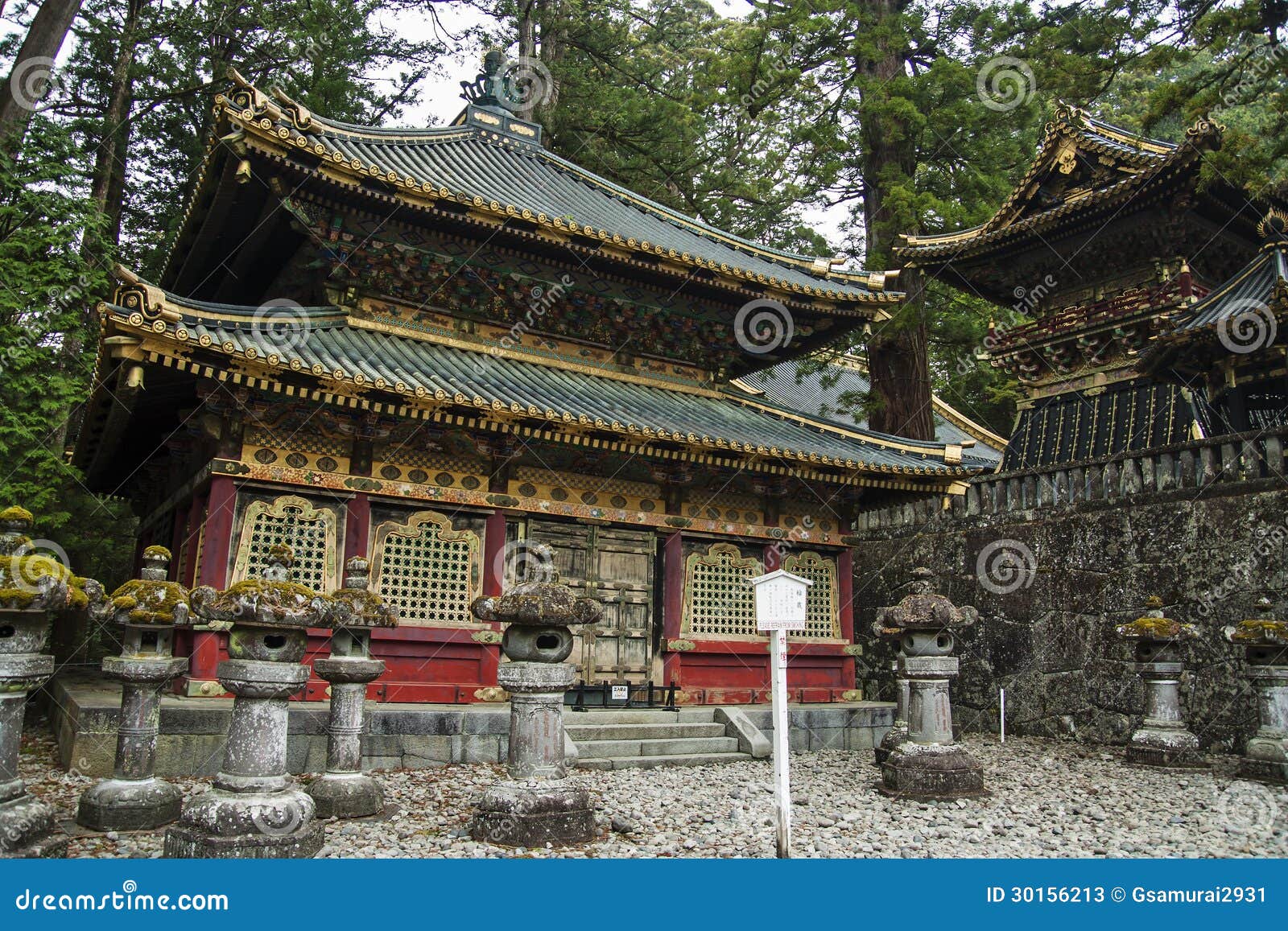 Nikko-Tempel stockbild. Bild von kultur, dekoration, fromm - 30156213