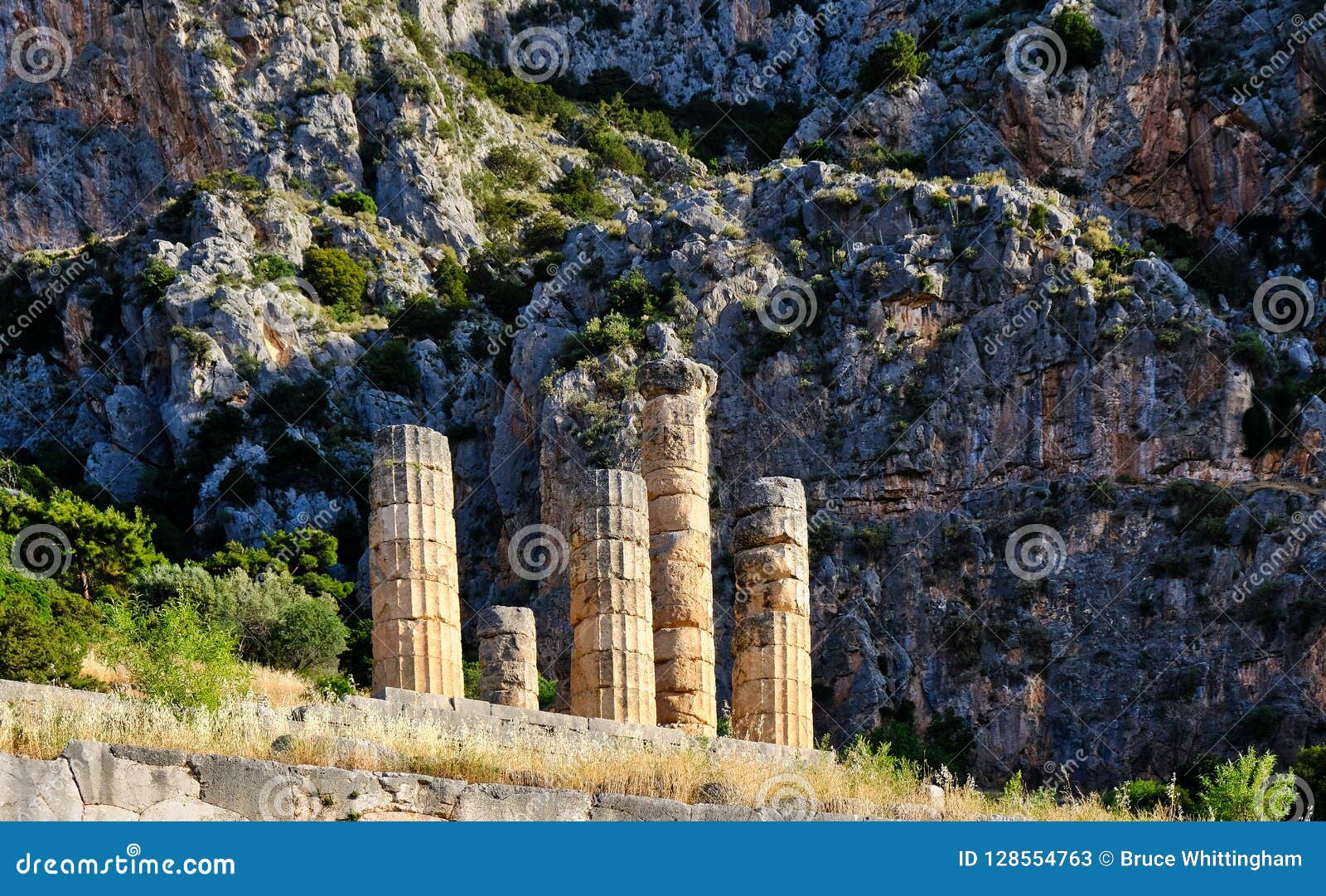 Tempel Van Apollo, Heiligdom Van Apollo, Delphi, Griekenland Stock ...