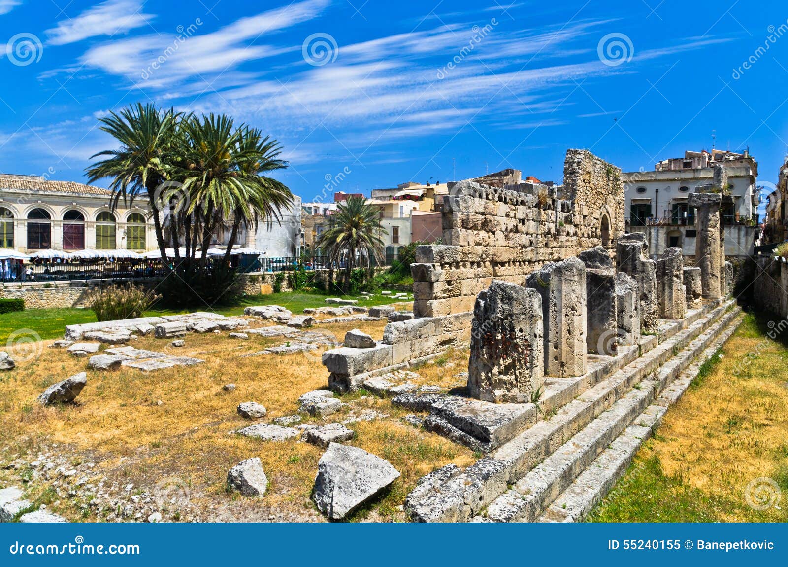 Tempel Van Apollo, Oud Grieks Monument in Ortigia, Syracuse, Sicilië ...