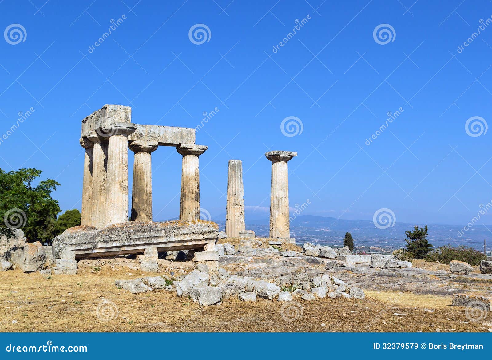 Tempel Van Apollo in Oude Corinth, Griekenland Stock Afbeelding - Image ...