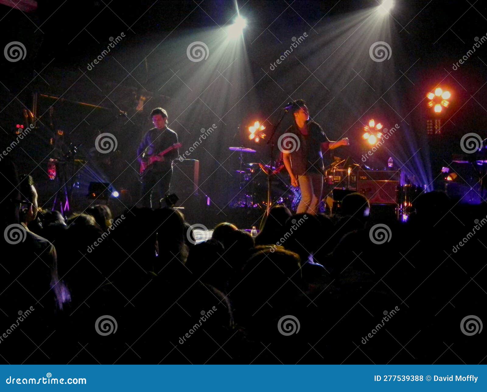 The Temper Trap in Concert at the Music Hall of Williamsburg Editorial ...