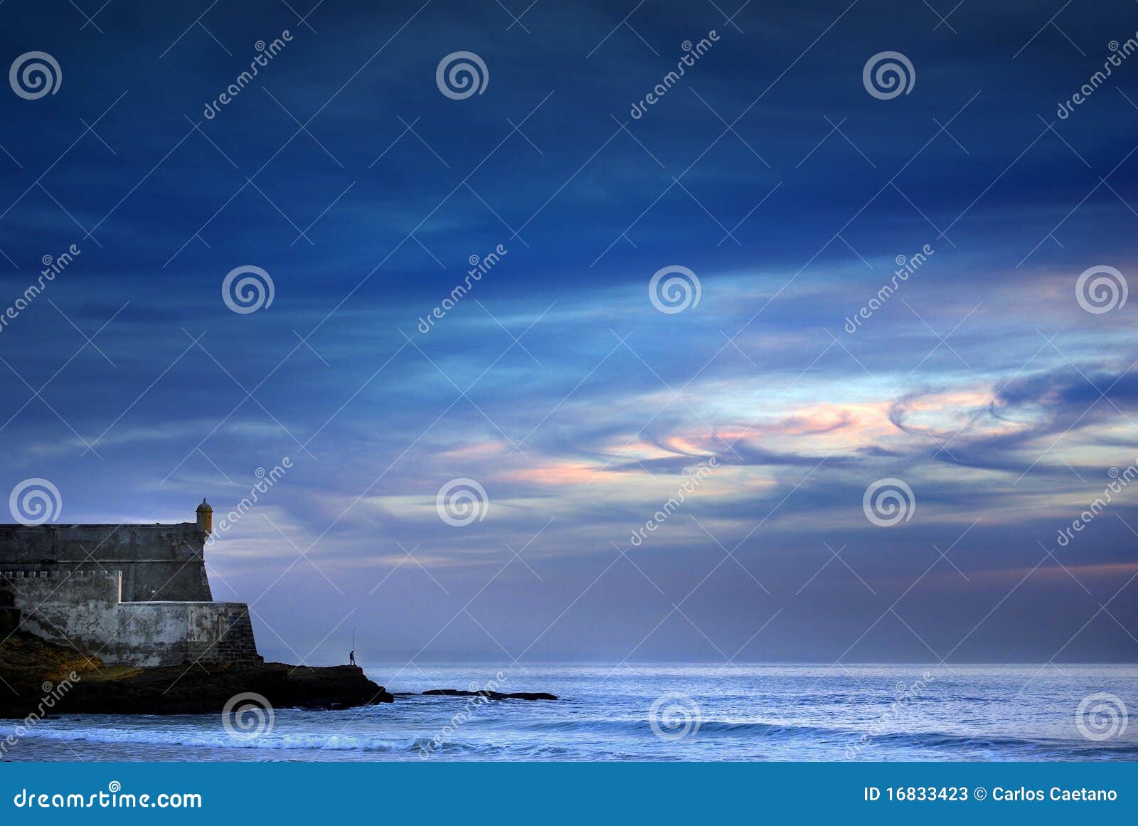 Tempestade azul imagem de stock. Imagem de forte, dobrar - 16833423