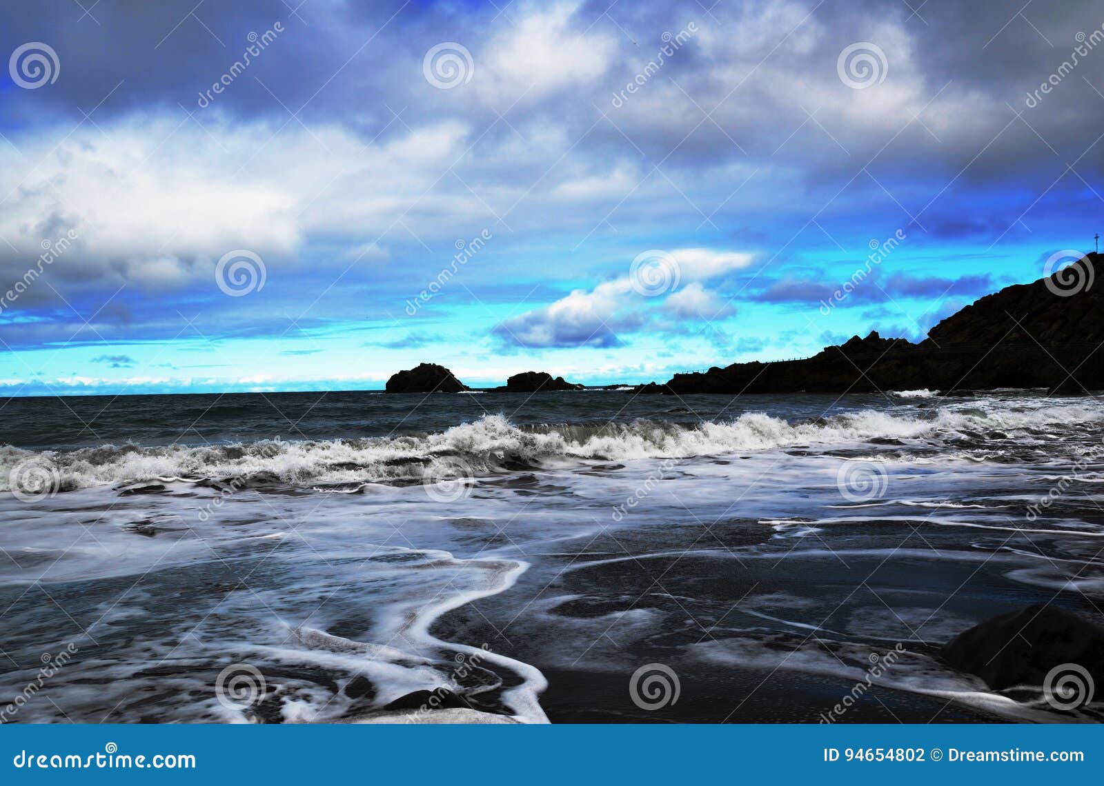 Tempestade Cinzento-azul foto de stock. Imagem de oceano - 94654802
