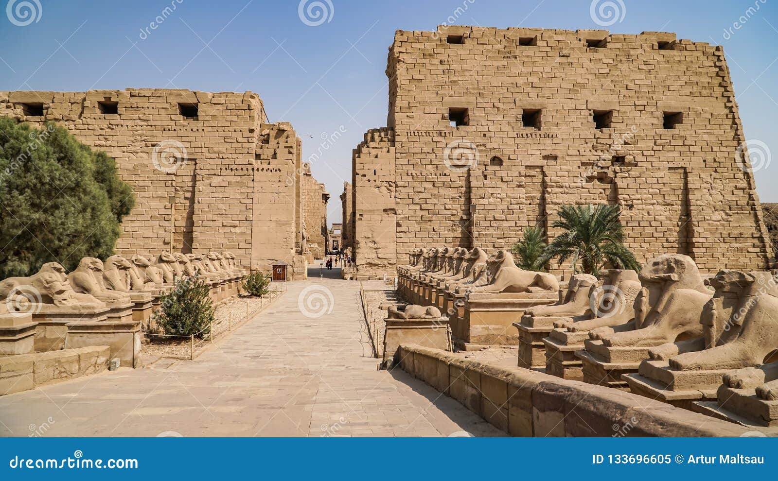 Tempiale Di Karnak a Luxor, Egitto Il Complesso Del Tempio Di Karnak ... Tempiale Di Karnak a Luxor, Egitto Il Complesso Del Tempio Di Karnak ...