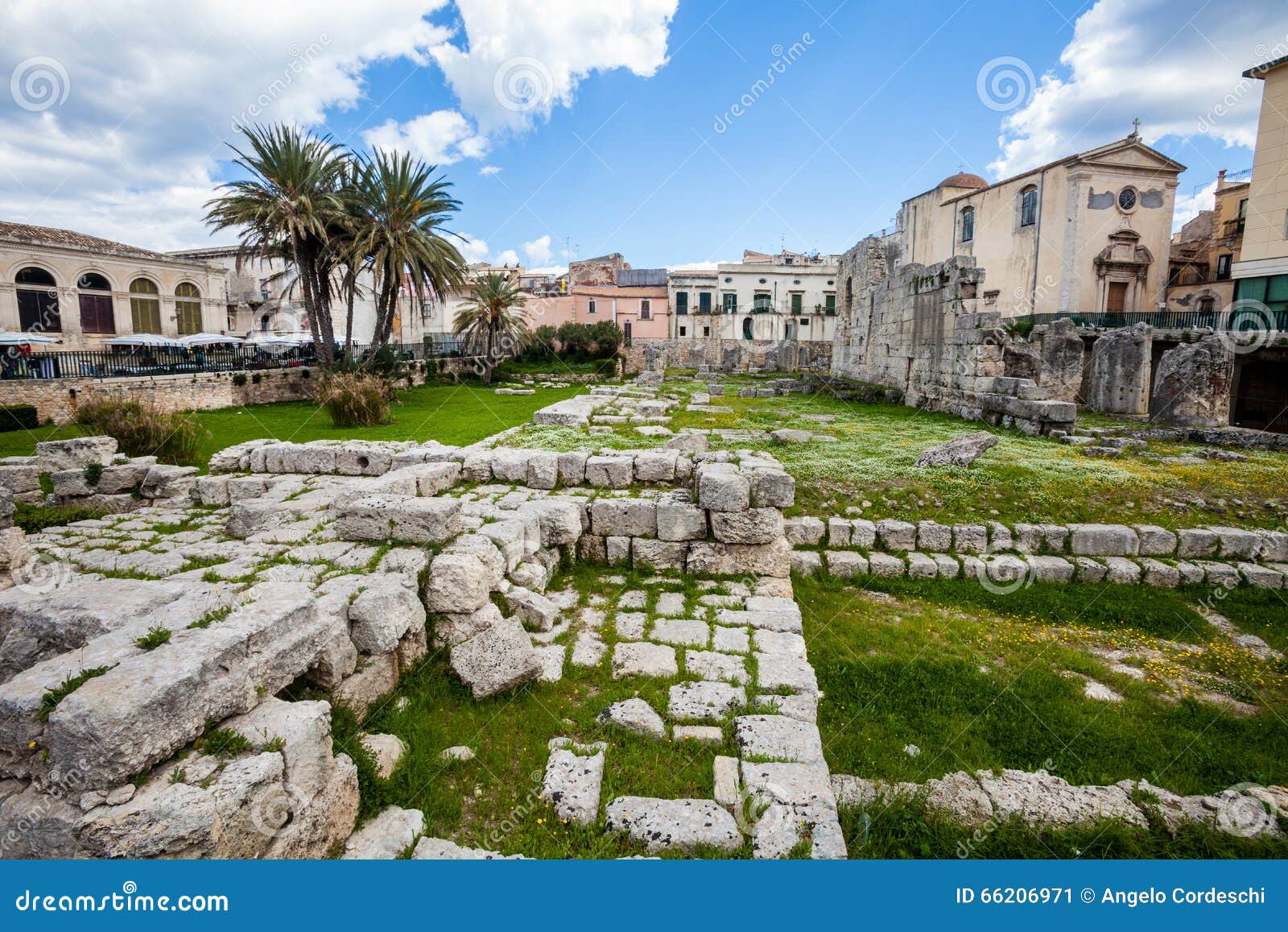 Tempio Di Apollo (Siracusa) Immagine Stock - Immagine di eredità ...