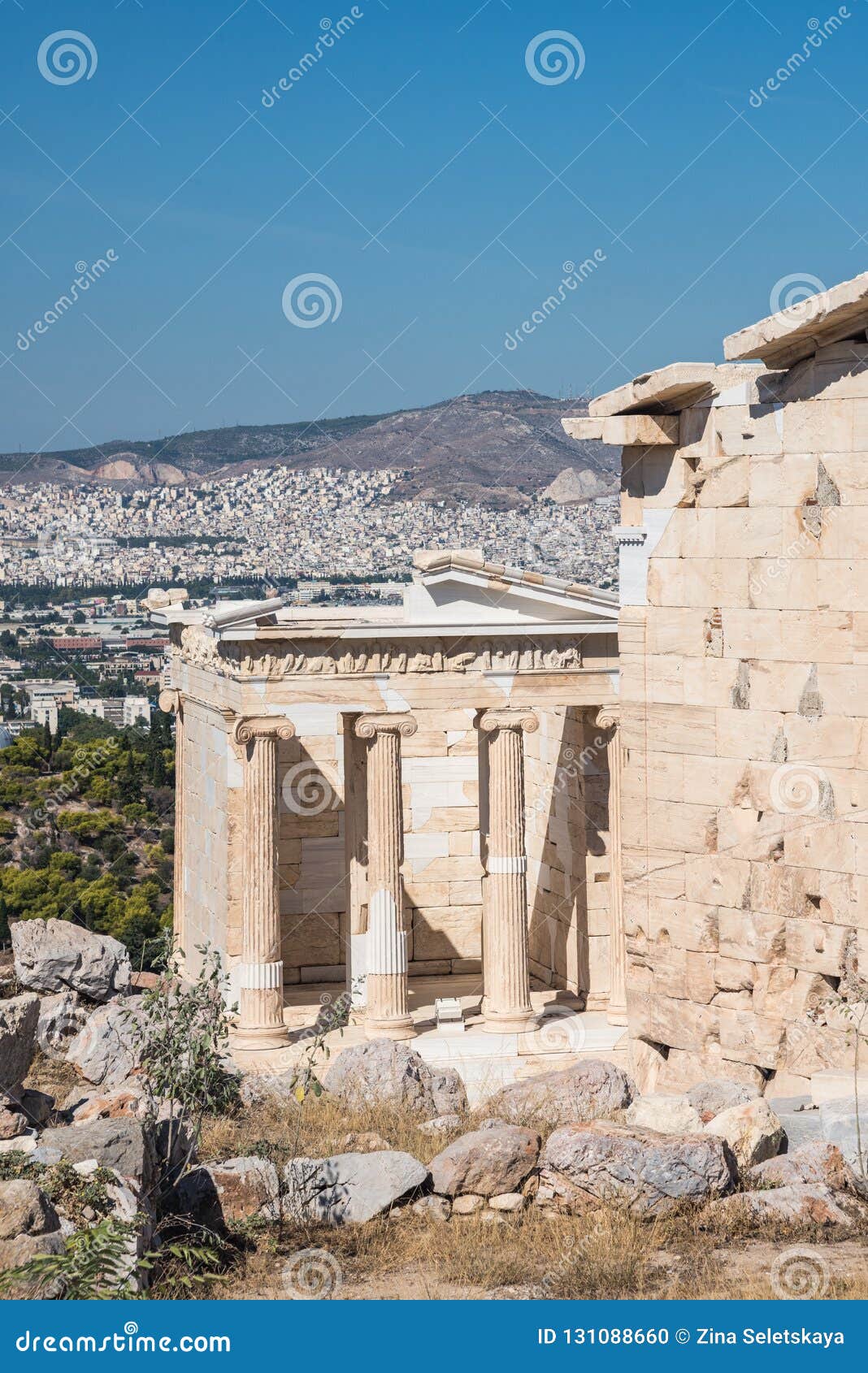 Tempio Di Athena Nike Sull'acropoli a Atene Fotografia Stock - Immagine ...