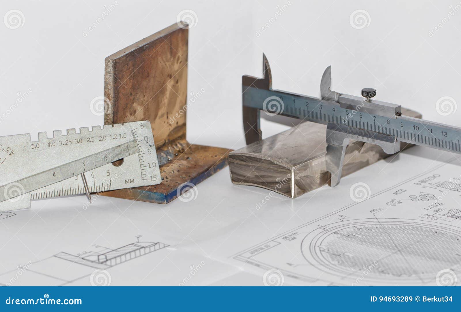 Templates For Visual Measurement Control Are On The Drawing Pipe ...