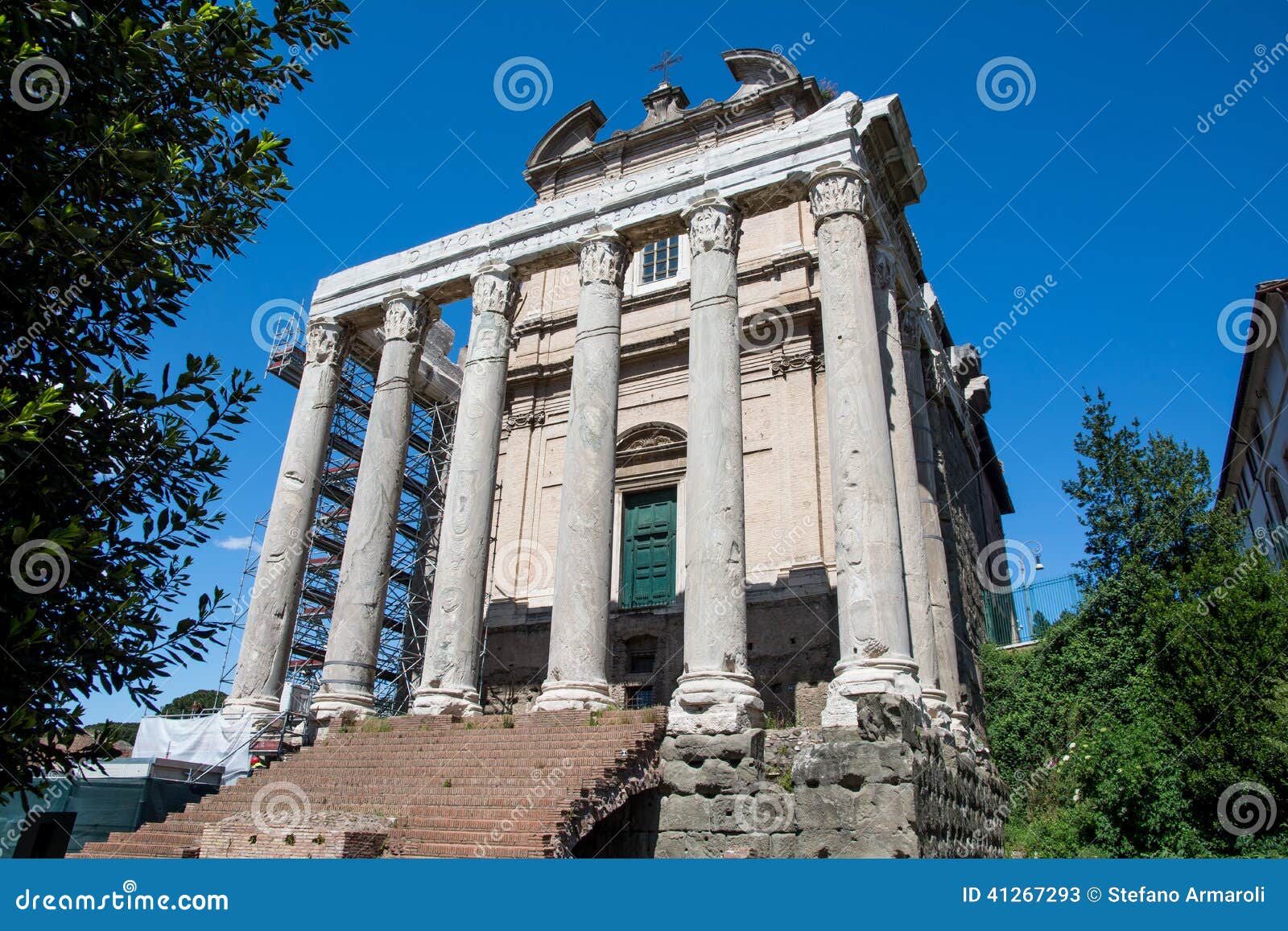 The Temple of Antoninus Pius and Faustina Stock Image - Image of pius ...