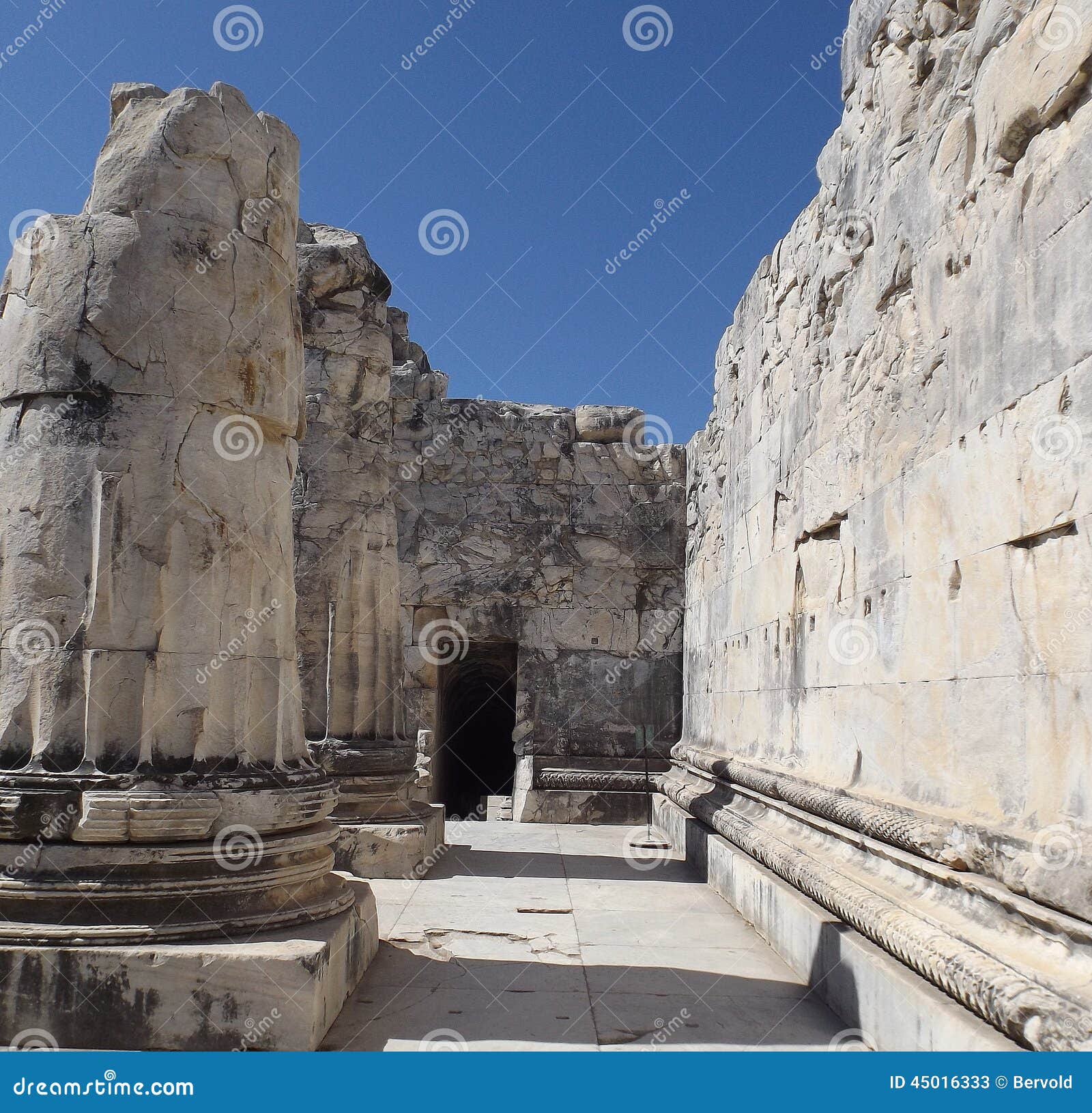 Temple of Apollo Didim stock image. Image of turkey, rome - 45016333