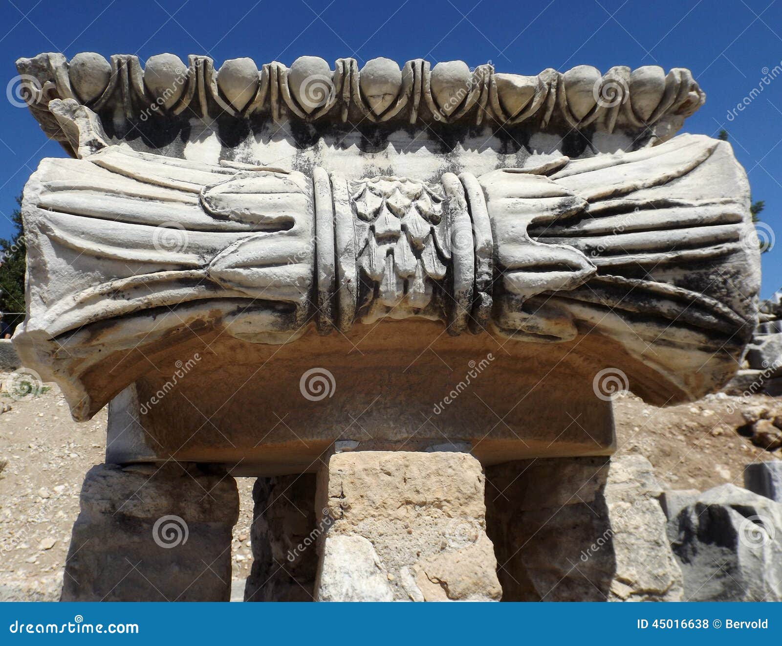 Temple of Apollo Didim Turkey Stock Photo - Image of apollo, turkey ...