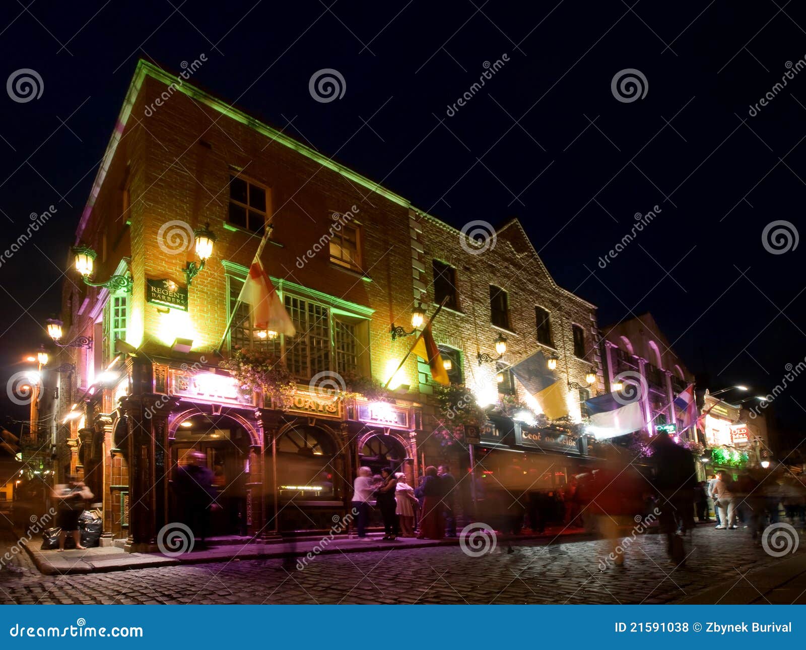 Temple Bar Nightlife in Dublin Editorial Stock Photo - Image of ...