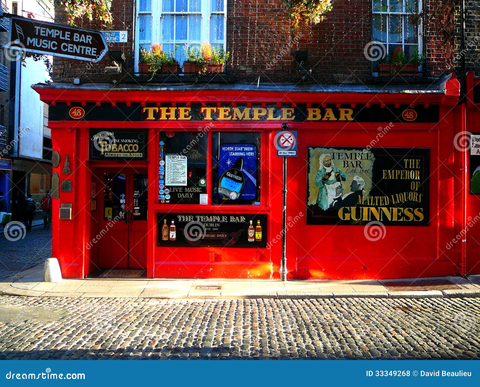 Temple Bar editorial stock photo. Image of dublin, ambience - 33349268