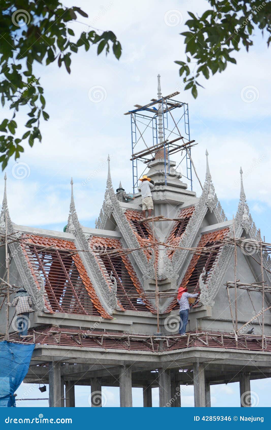 Temple construction editorial photo. Image of church - 42859346