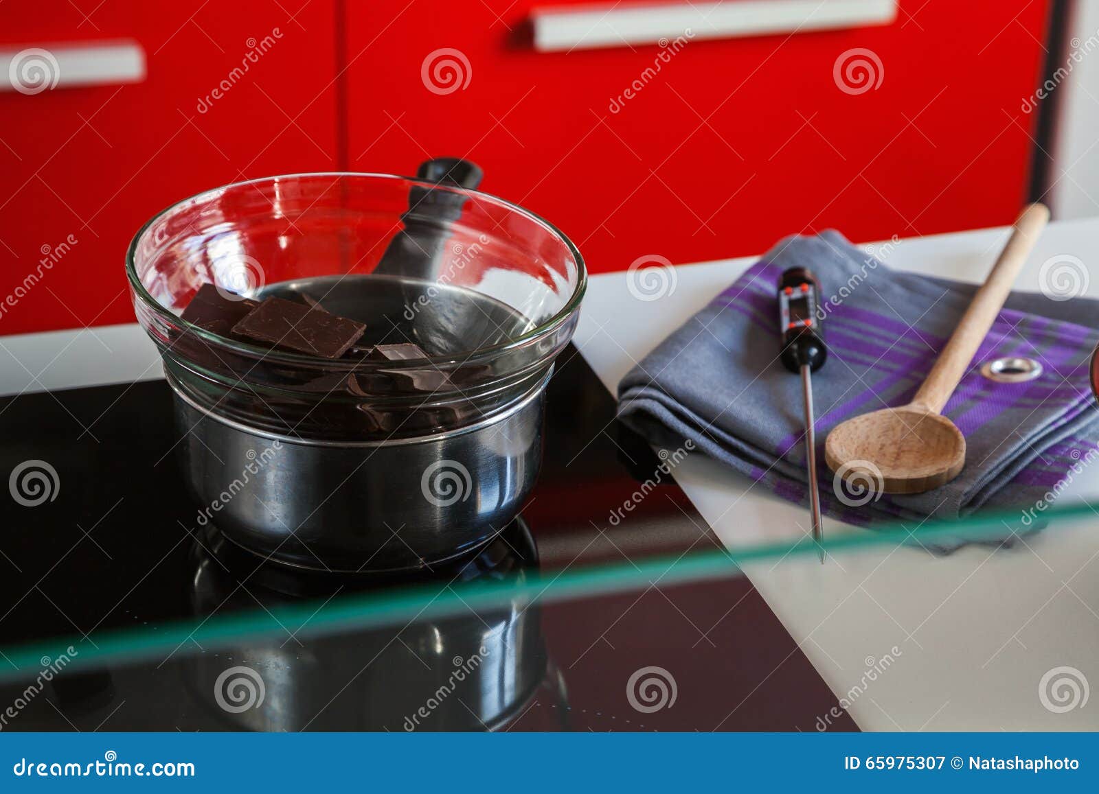 Temple del chocolate imagen de archivo. Imagen de crema - 65975307