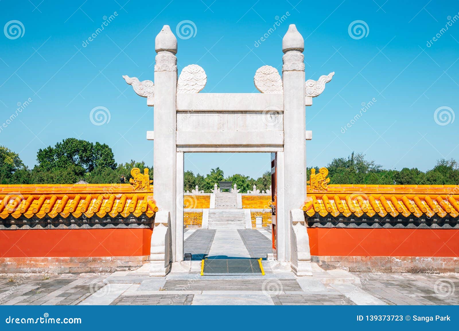 Temple of Earth, Ditan Park in Beijing, China Stock Image - Image of ...