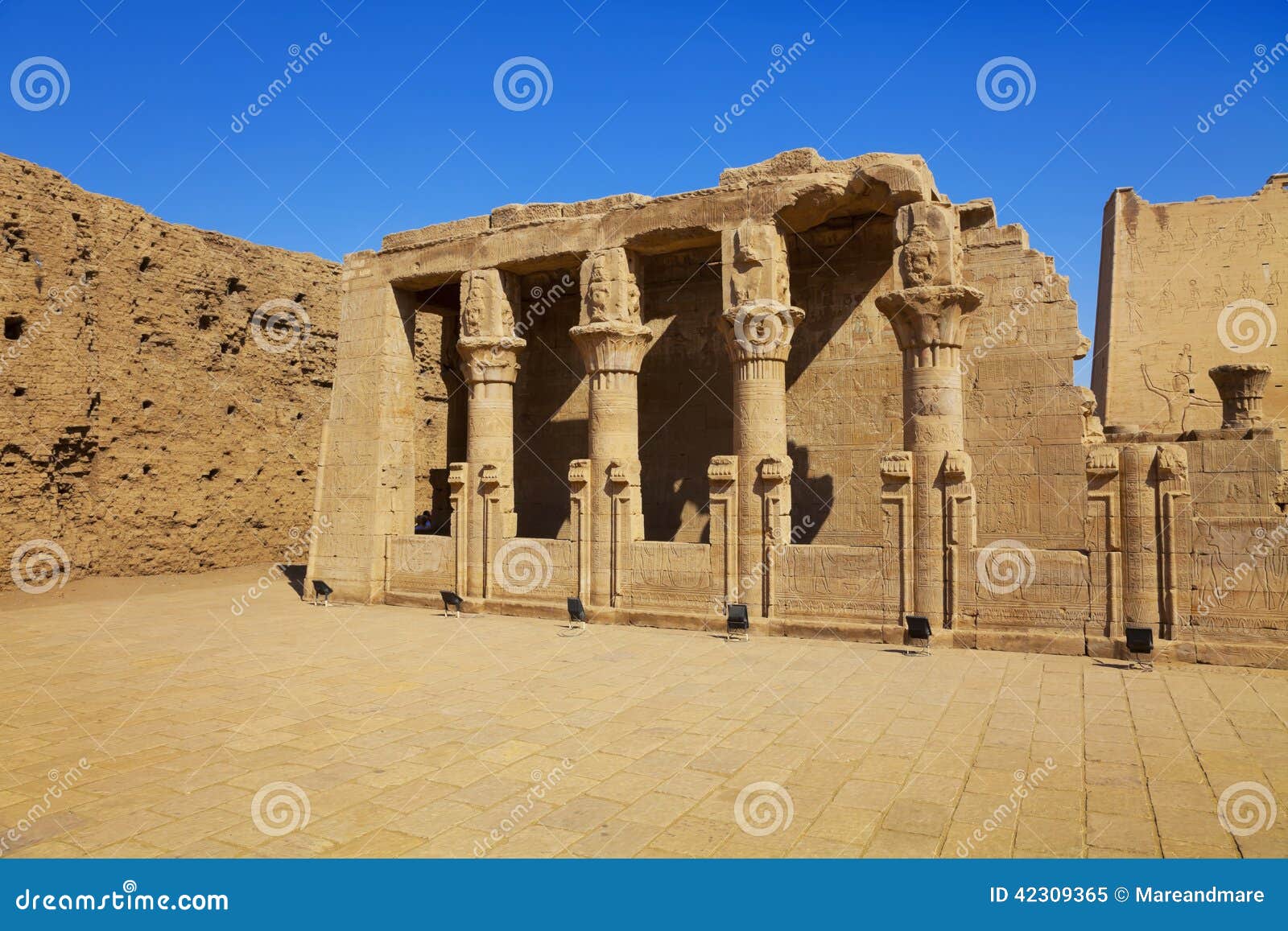 Temple of Edfu stock image. Image of column, egypt, egyptian - 42309365