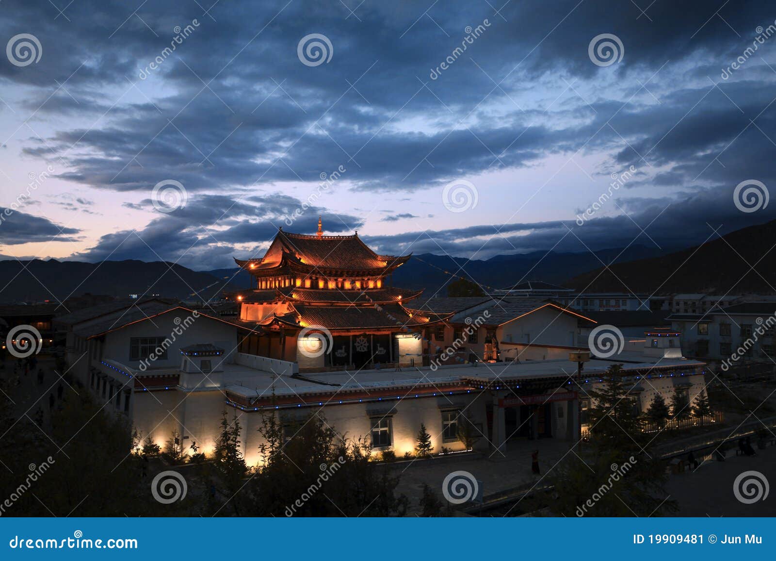 Temple in the evening stock image. Image of religion - 19909481