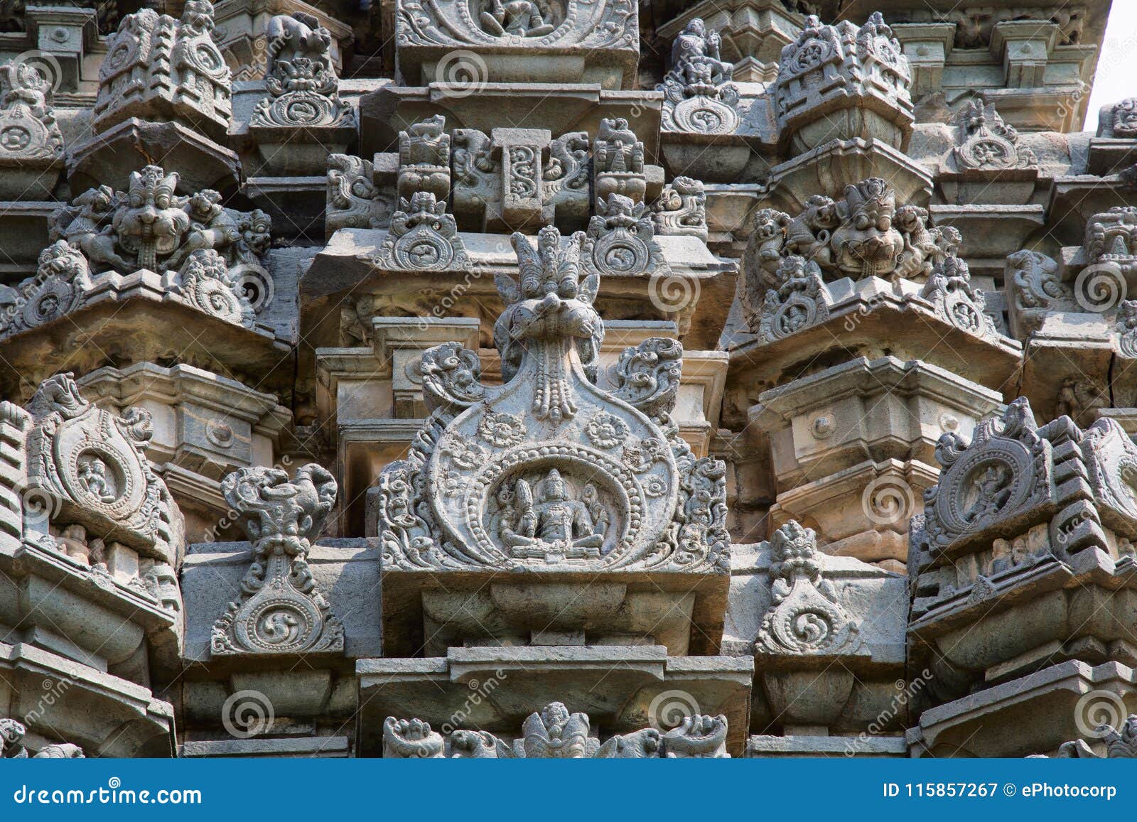 Kashivishvanatha Temple, Lakundi, Karnataka State, India. Inscriptions ...