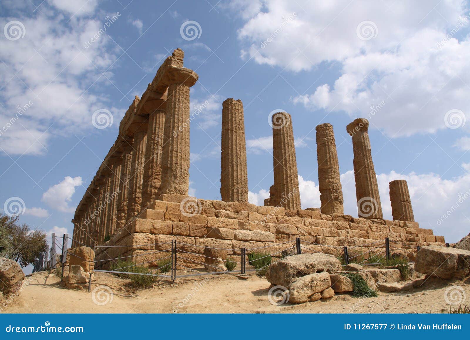 Temple of Hera stock image. Image of shrine, buildings - 11267577