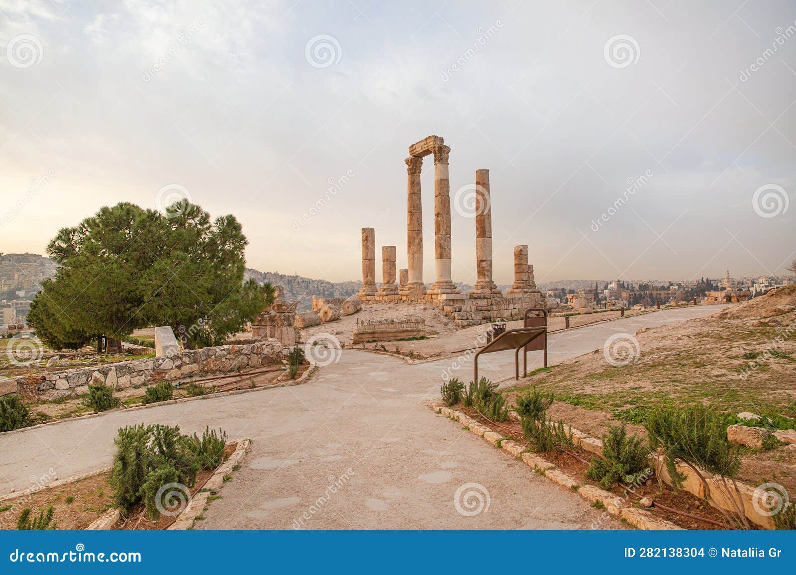 Temple of Hercules in Amman Citadel Complex, Jordan Stock Photo - Image ...