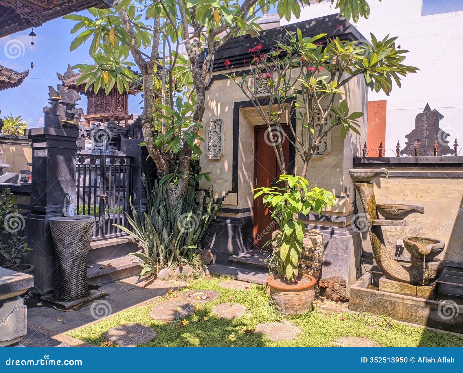 Temple Holly City of Kingdom Stock Photo - Image of temple, city: 352513950