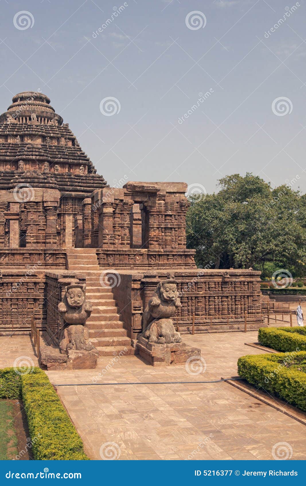 Temple indou antique image stock. Image du construction - 5216377