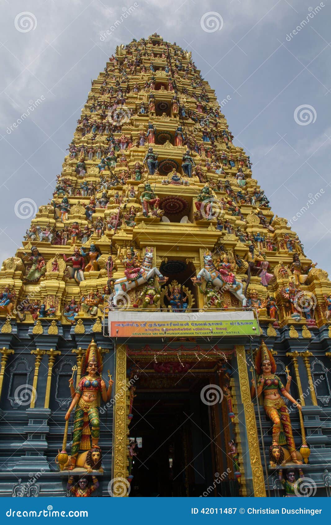Temple indou de Matale image stock. Image du hindouisme - 42011487
