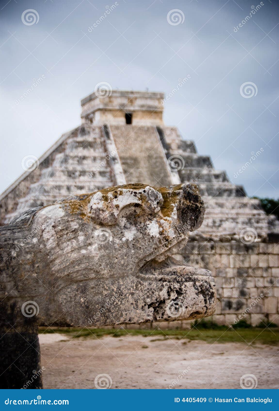 Temple of Kukulcan at Chichen Itza, Mexico Stock Image - Image of ...