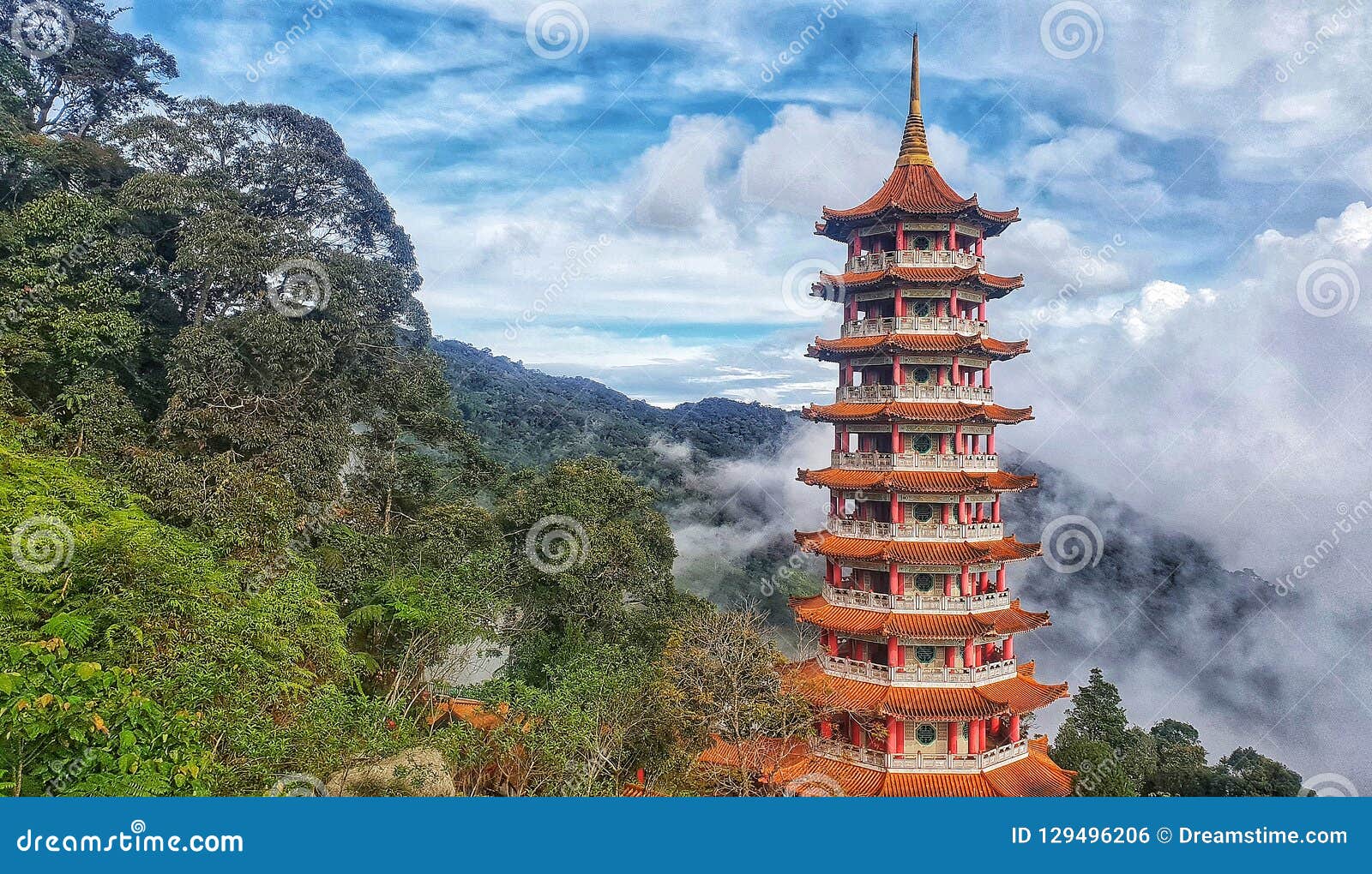 Chin Swee Temple stock photo. Image of temple, noodle - 129496206