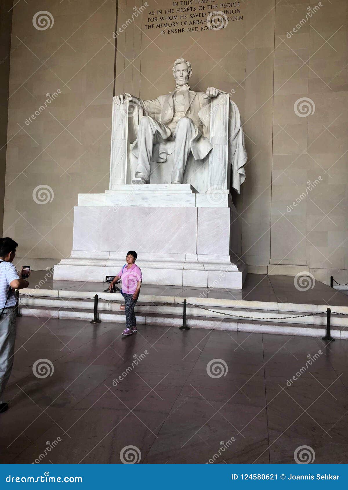 Temple editorial photo. Image of memory, lincoln, design - 124580621