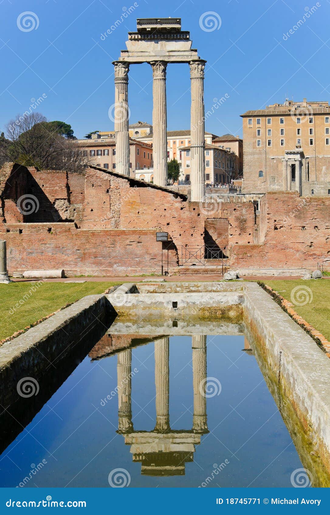 Temple Pillars Reflected in Pool Stock Image - Image of italy, pillars ...