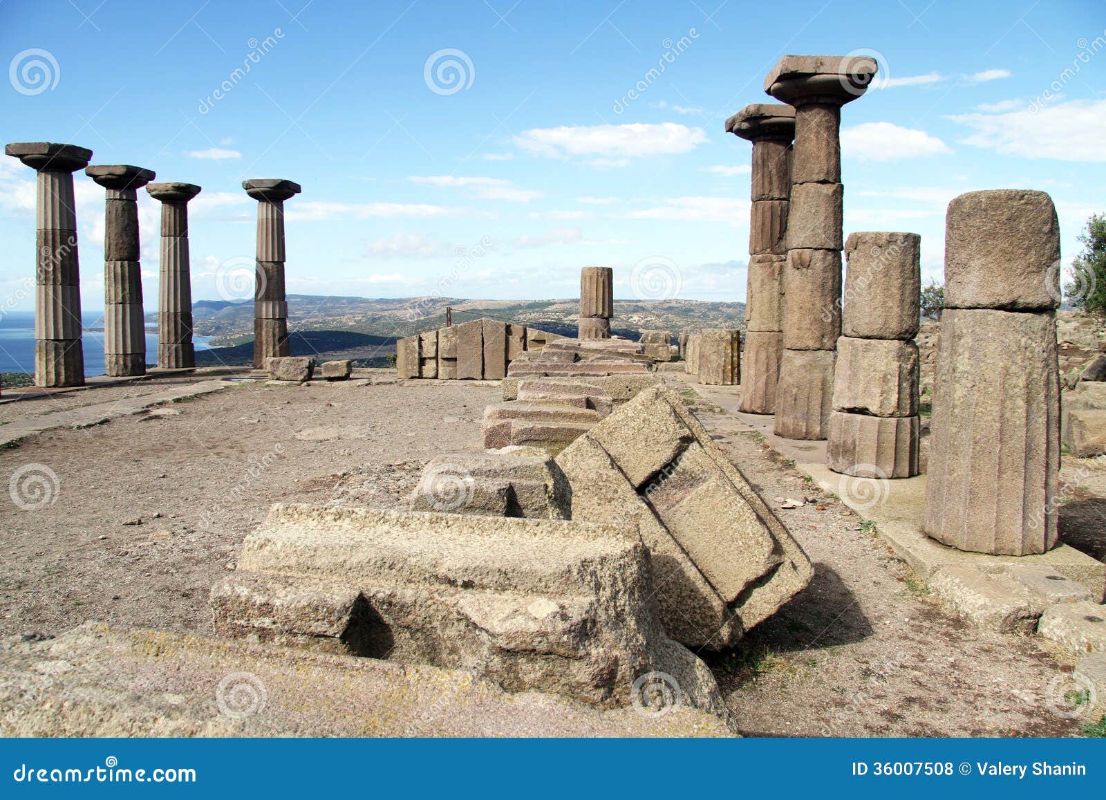 Temple sans toit photo stock. Image du temple, antique - 36007508