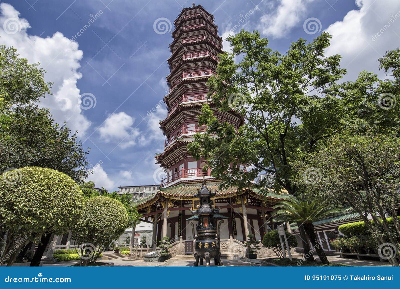 The Temple of Six Banyan Trees in Guangzhou, China Editorial Image ...