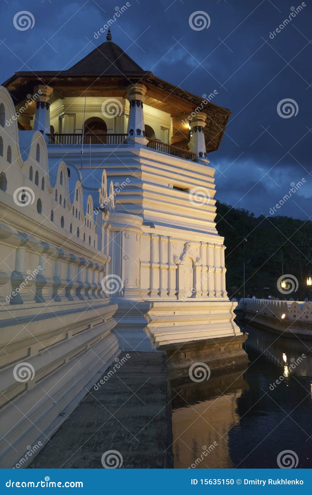 Temple of the Tooth. Evening Stock Photo - Image of lanka, dalada: 15635150